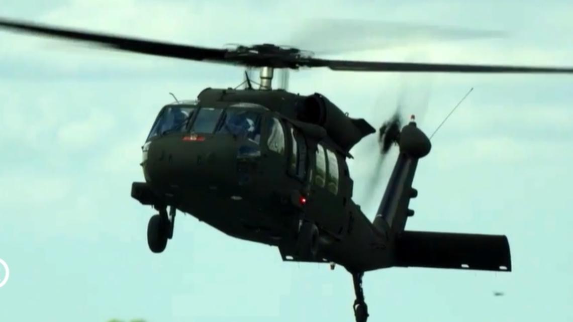 What is a Sikorsky UH-60 Black Hawk? | DC Plane Crash | khou.com