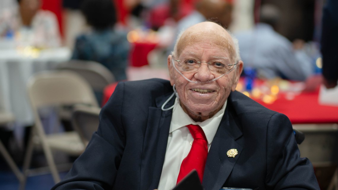 Remember the Titans football coach Herman Boone dies | khou.com
